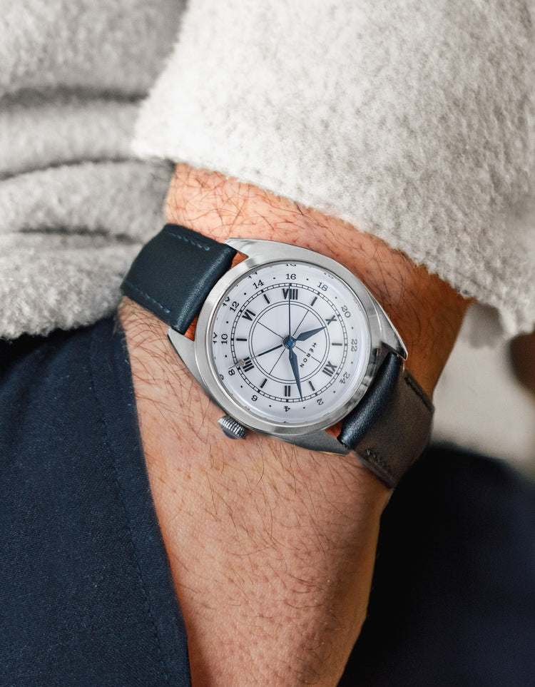 Héron Mirabel GMT | A Vintage-inspired “Dress” GMT Watch – Héron ...